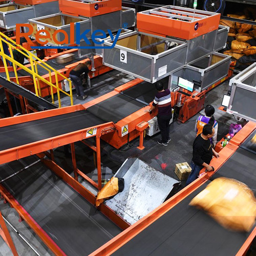 Quality Low Noise Logistics Conveyor Systems Stable With Intelligent Control for sale