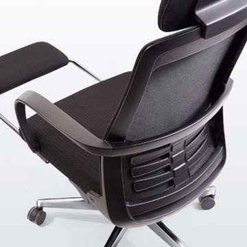 Quality Black Mesh Office Chair Dynamic Ergonomic Mesh Task Chair With Footrest for sale