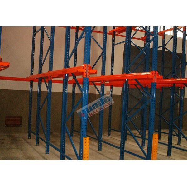 Quality Warehouse Storage System Drive In Racking For Large Volume Identical Goods for sale