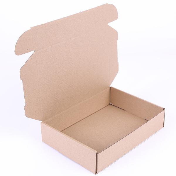 Quality 350g Kraft Corrugated Paper Boxes Transparent Gift Box for sale