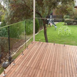 Quality 12mm Thick LED Available U Channel Glass Railing for Composite Decking Frameless for sale