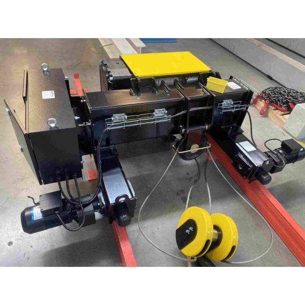 Quality M5 Work Duty Double Girder Electric Wire Rope Hoist With Remote Control for sale