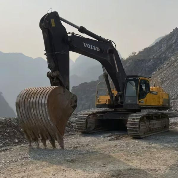 Quality Volvo Used Excavator 550 Crawler Digger Second Hand Machine Low Price for sale
