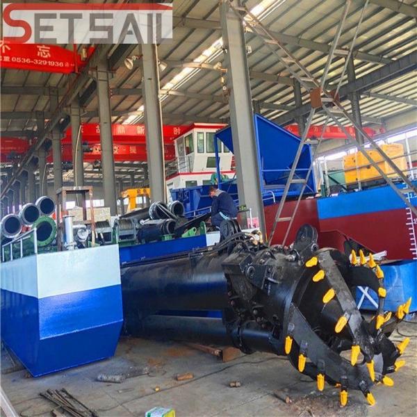 Quality 26inch Cutter Suction Dredger with Hydraulic Pump Powered by Cummins Diesel Engine for sale