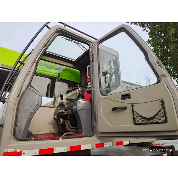 Quality Excellent Performance Used Zoomlion 30 Ton Crane and Ready for 0-2000 Working for sale