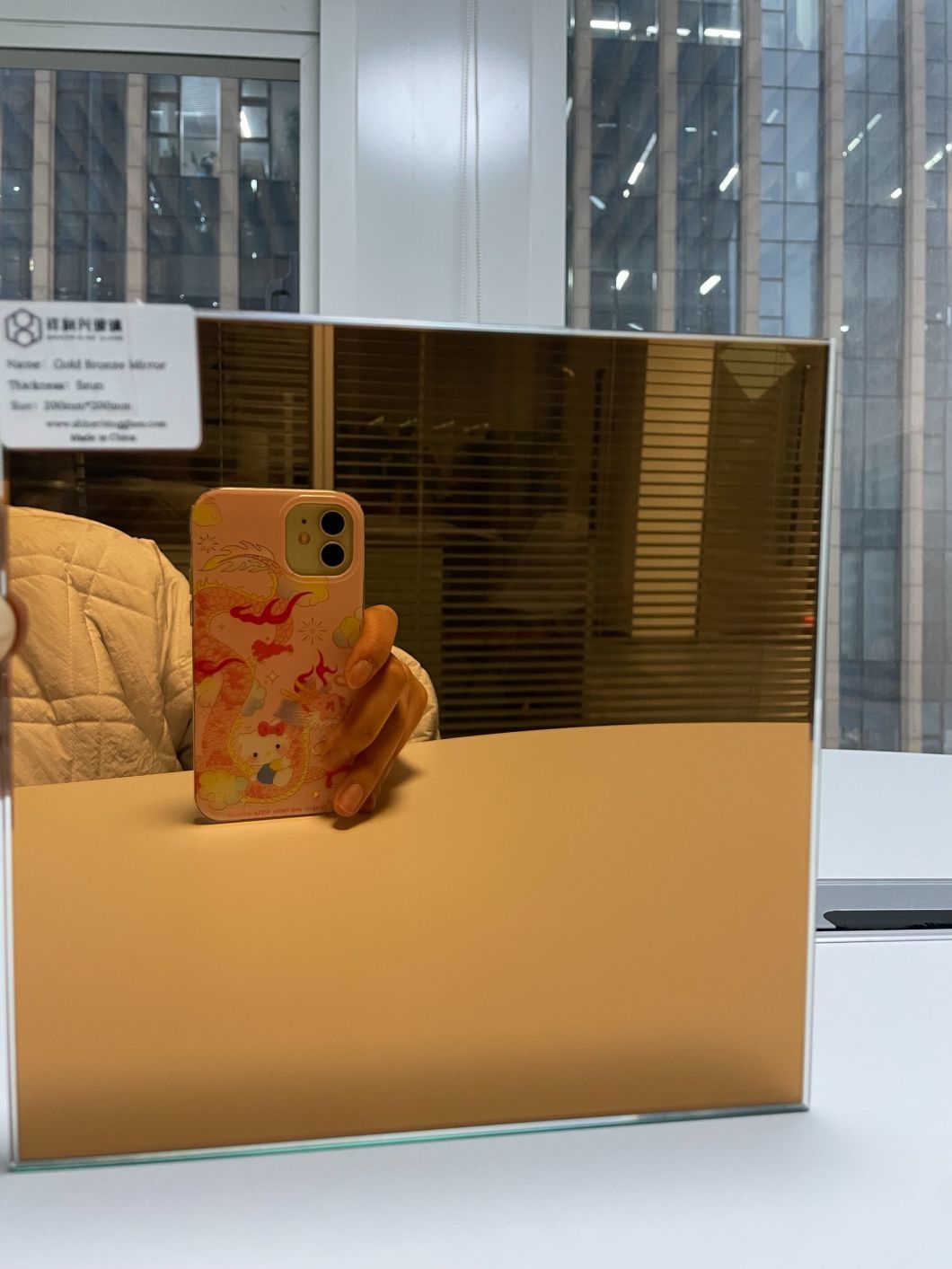 Ultra Clear Tinted Stream Pattern Glass Textured Cabinet and Door Glass Pane Design