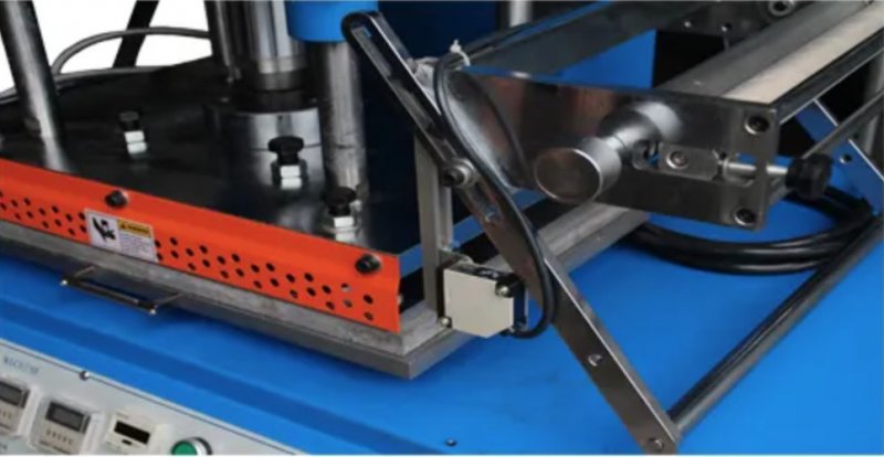 Quality Hydraulic Hot Foil Stamping Machine Manual Embossing Letters Heat Press Machine for sale