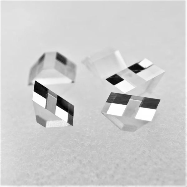 Quality Prism CVD Diamonds | Optical-Grade CVD Single Crystal Trigonal Diamond for sale