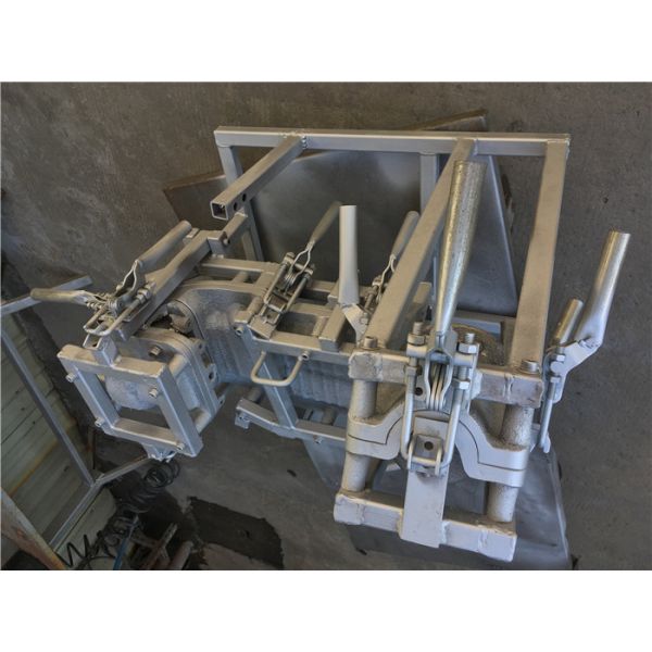 Quality 8mm-12mm Thickness Rotational Mold Tooling For Vehicle Air Ducts for sale