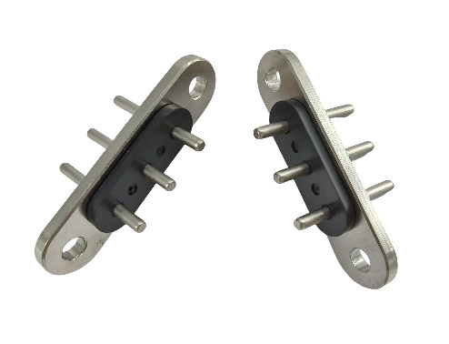 Quality -70℃~ 300℃ 10A - 30A Electroless Nickel Hermetic Compressor Terminals with Bolts for sale