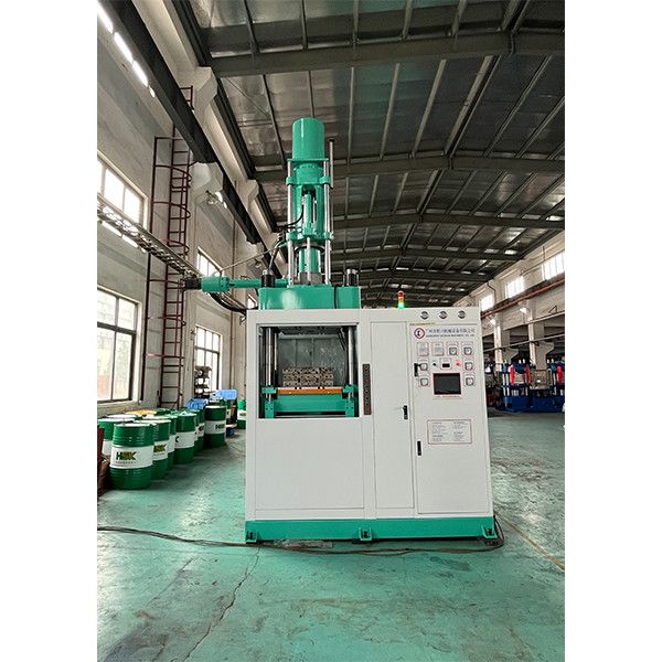 Quality Full Automatic Energy-Saving Silicone Injection Molding Machine For Making The for sale