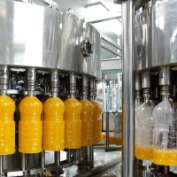Quality 18000BPH 0.5l Pet Bottle Filling Machine juice bottling machine juice filling for sale
