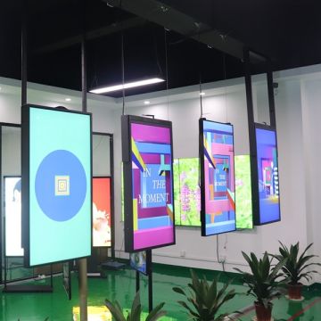 Quality 43 Inch Dual Two Sided Display Advertising High Brightness Window Facing Hanging for sale