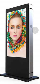 Quality 65inch Waterproof Digital Signage with 2500 Nits Brightness 16.7M Color Remote for sale