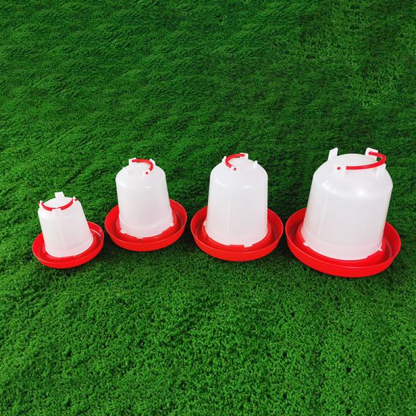 Quality Tradition Plastic Automatic Rooster 5L Drinking Devices Cone Shape Cylindrical for sale