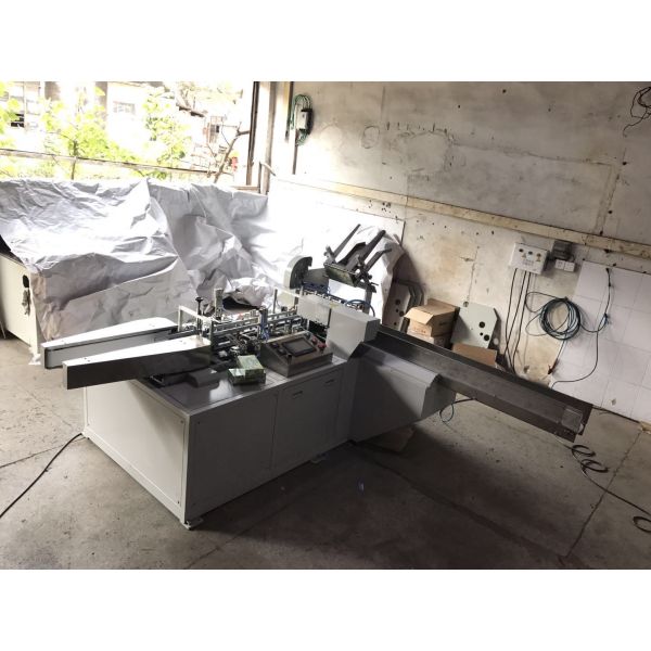 Quality 4.3Kw Facial Tissue Automatic Box Packing Machine Touch Screen for sale