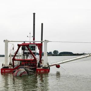 Quality 22inch 4000m3 River / Sea Suction Dredging Equipment Driven By Diesel Engine for sale