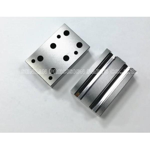 Quality Hitachi HPM38 Plastic Mould Parts Slider Insert Core with 50-52HRC Hardness and +/-0.01mm Tolerance Mirror Polished Finish for sale