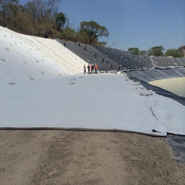 Quality Anti-shearing Bentonite Geosynthetic Clay Liner (GCL) for sale