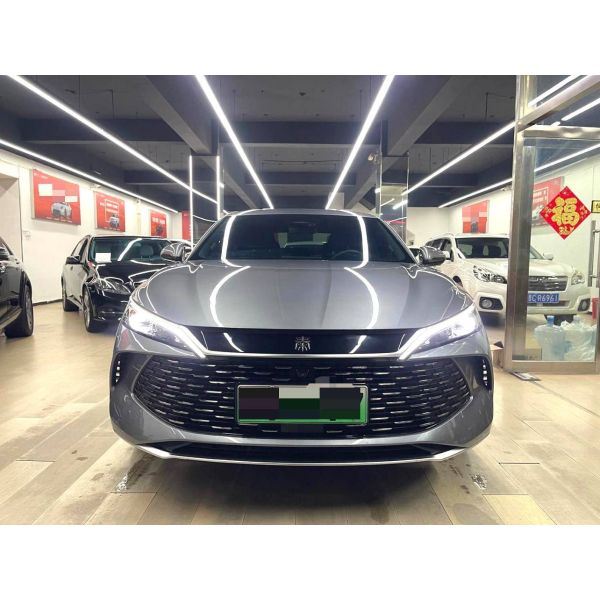 Quality BYD 2024 Qin PLUS DM-i 1.5 CVT Honor Edition 120KM Beyond Type Automatic Gray for sale