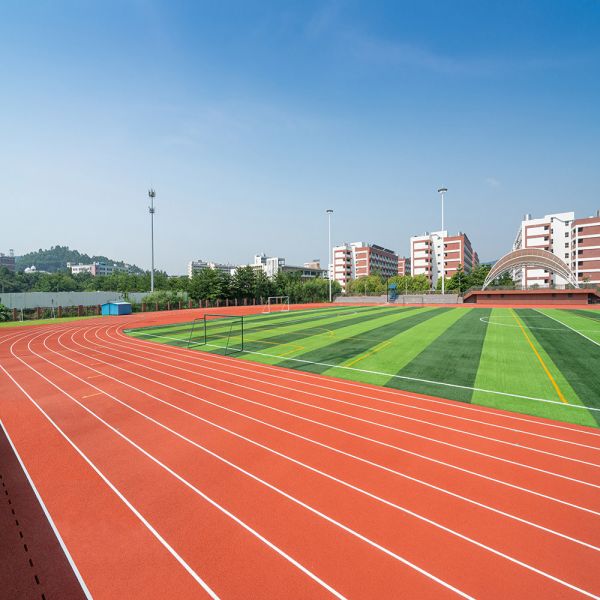 Quality Anti-UV IAAF Certified Full Pour System Athletic Running Track with 10-20 Years Service Life and 5 Years Warranty for sale