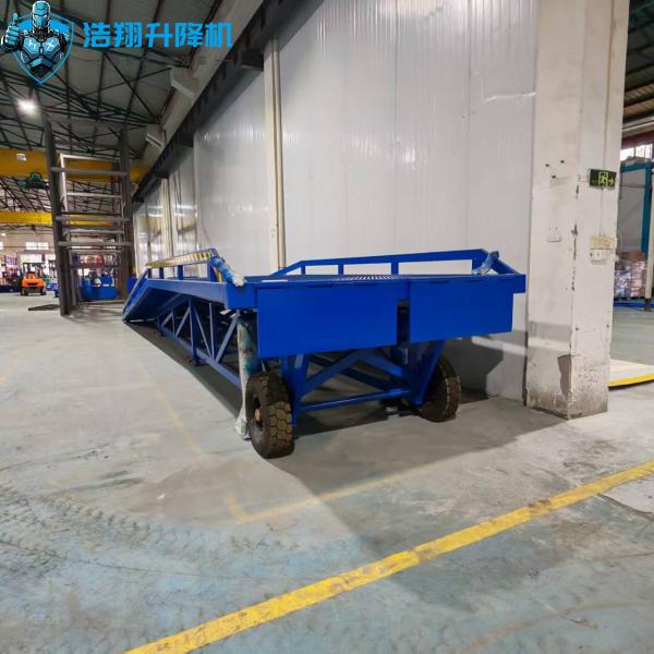 Quality 10-Meter Manual Dock Ramp Heavy-Duty Versatile Loading Solution for sale