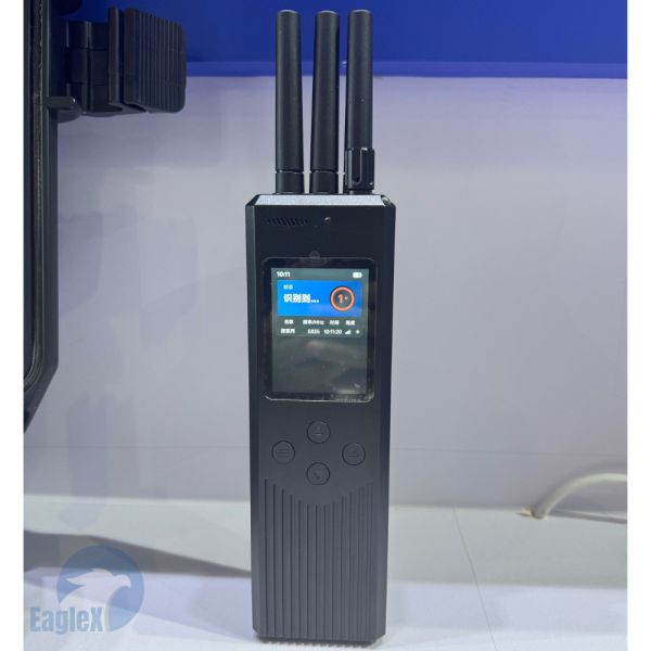 Quality Pocketable Drone Detector 2KM Detectable DJI Autel Custom FPV 2.4G 5.8G for sale