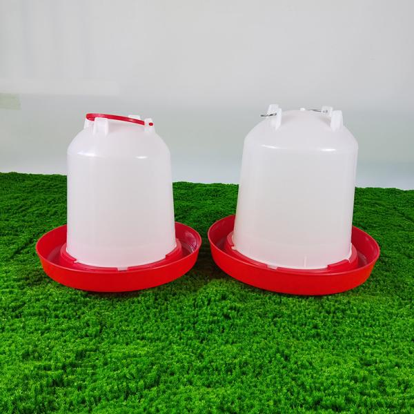 Quality Anti Drip Red Poultry Drinker / Drinking Troughs Easy Installation Cylindrical for sale