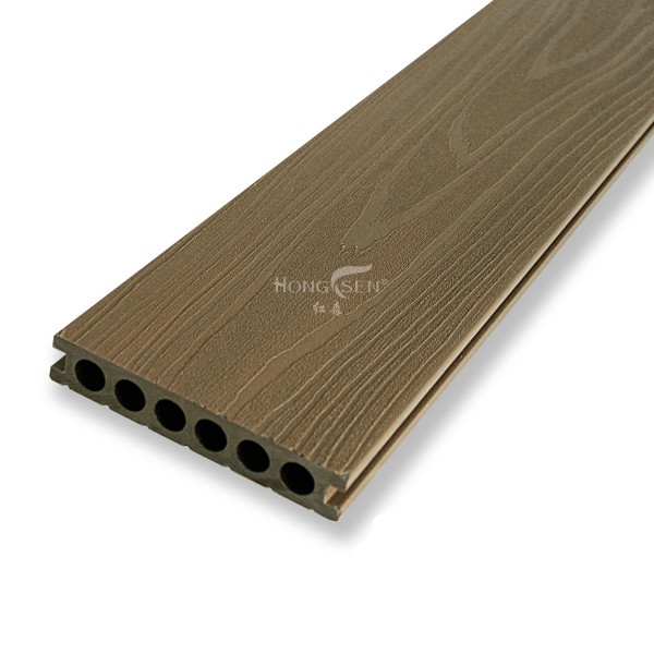 Quality Teak Color Anti Skidding Co Extruded Capped Composite Decking UV Resistant for sale