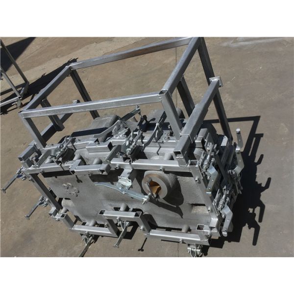 Quality 8000 Shots Rotational Moulding Tools 65l Plastic Diesel Tank With Big Brass Thread Part for sale