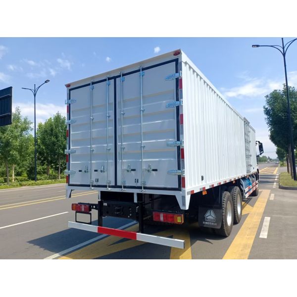 Quality HOWO-NX Box Cargo Truck 371HP for sale