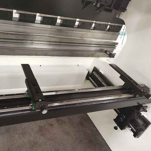 Quality HPB-125T/3200 Laser Cnc Press Brake Machine 4+1 Axis Hydraulic Press Bender for sale