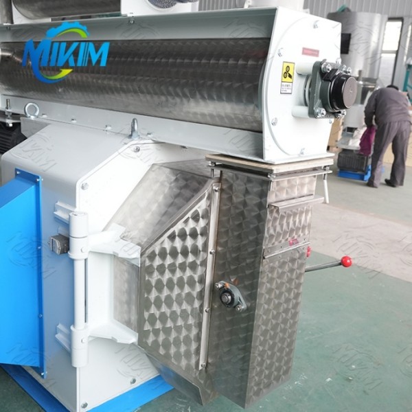 Quality Small Automatic Chicken Animal Feed Pellet Mill Flat Die Granulator for sale