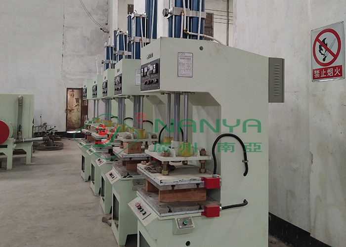 Quality Small Semi Automatic Manually Hot Press Machine For Paper Egg Box / Industrial for sale