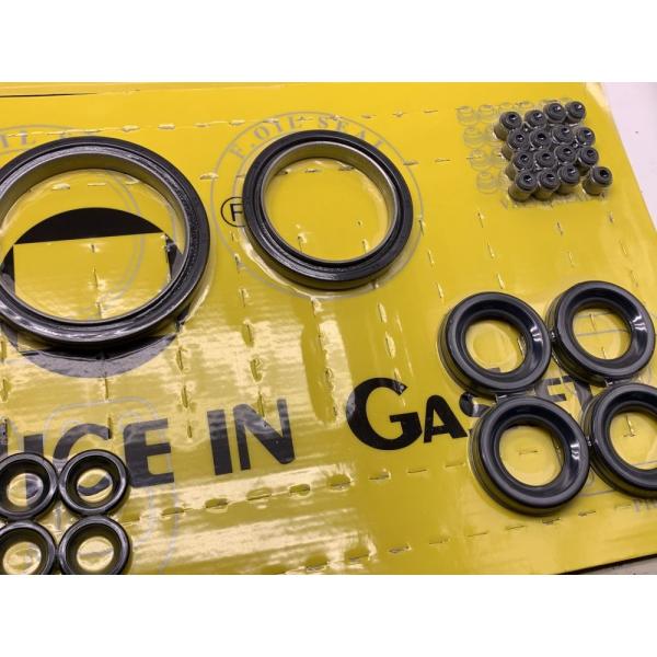 Quality Isuzu Complete Gasket Kit For 4jj1 Engine 5-87817712-1 for sale