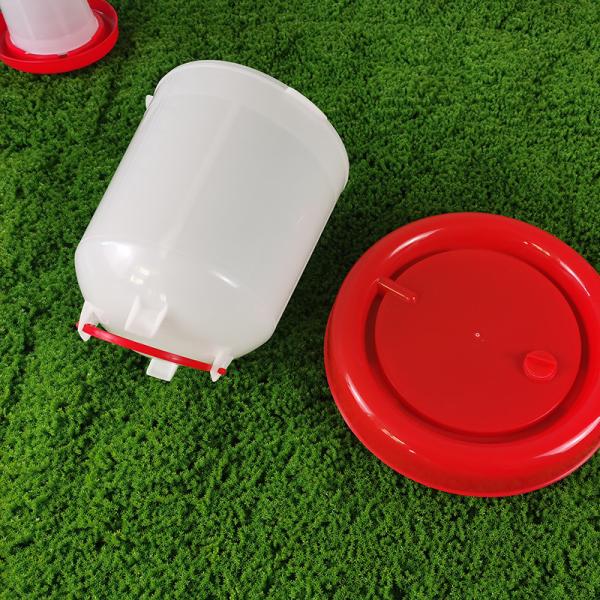 Quality 28.5cm X 31.5cm Plastic Poultry Drinker Cone Shape Anti Drip Watering Feature Easy Installation for sale