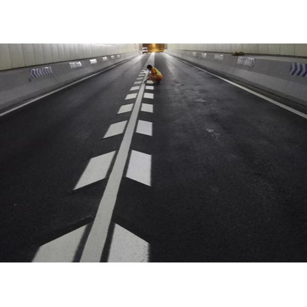 Quality Line Striping Spraying Two Component Road Marking Paint for sale