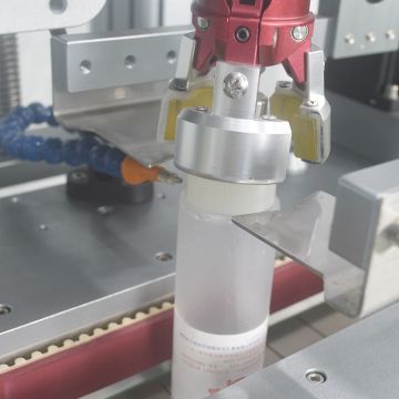 Quality s Single Head Capping Machine for Soy Sauce Round Bottle in Machinery Repair for sale