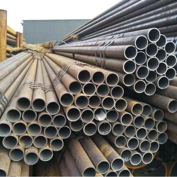 Quality SA106 Round Seamless Steel Tubes Plain Ends Varnish Standarded for sale