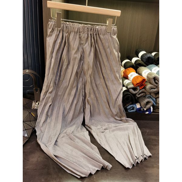 Quality 100% Polyester Pleated Loose Pleated Cropped Pants Loose and Versatile for sale