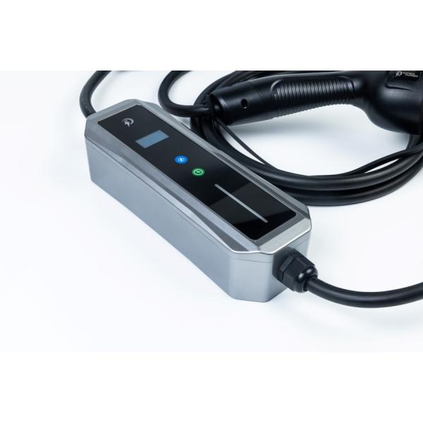 Quality Car Mode2 IEC62196 230V 1-Phase 32A Max 7kw Portable EV Charger With Type2 for sale