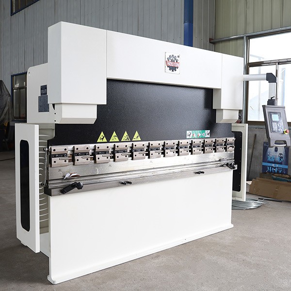 Quality 40 Ton 2500mm Cnc Hydraulic Cnc Press Brake Machine Automatic China for sale