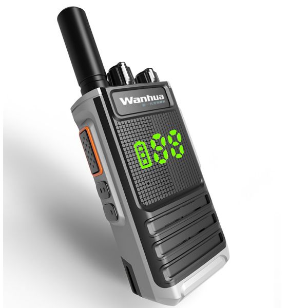 Quality OEM/ODM Hot Long Range Two Way Radio 400-470MHz Handheld UHF Encrypted Walkie for sale