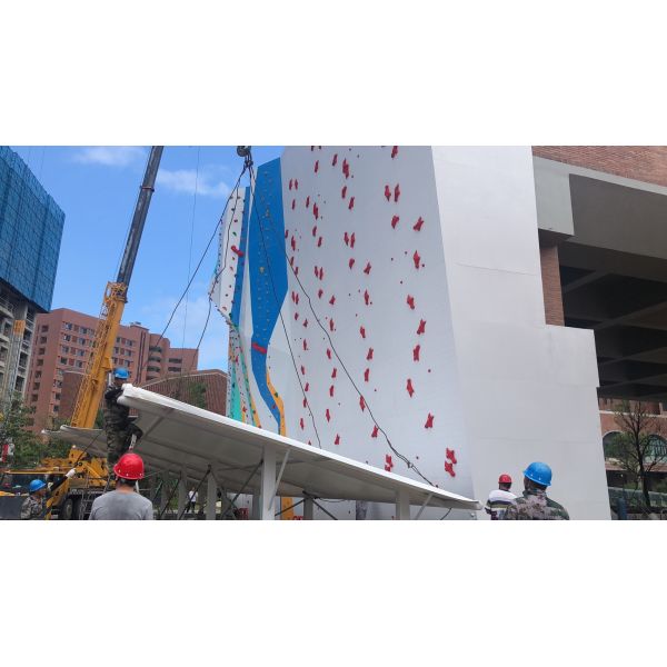 Quality Standard Indoor Rock Climbing Speed Wall Panel Auto Belay Waterproof for sale