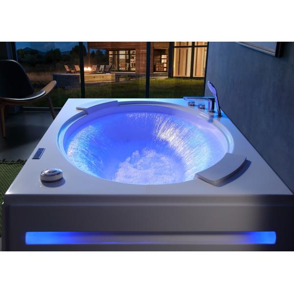 Quality Rectangle Massage Bathtub With Oval Waterfall For 2 Person for sale