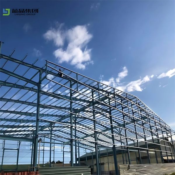 Quality CE Garage Workshop Buildings Rock Wool Panel Portal Frame Structure for sale