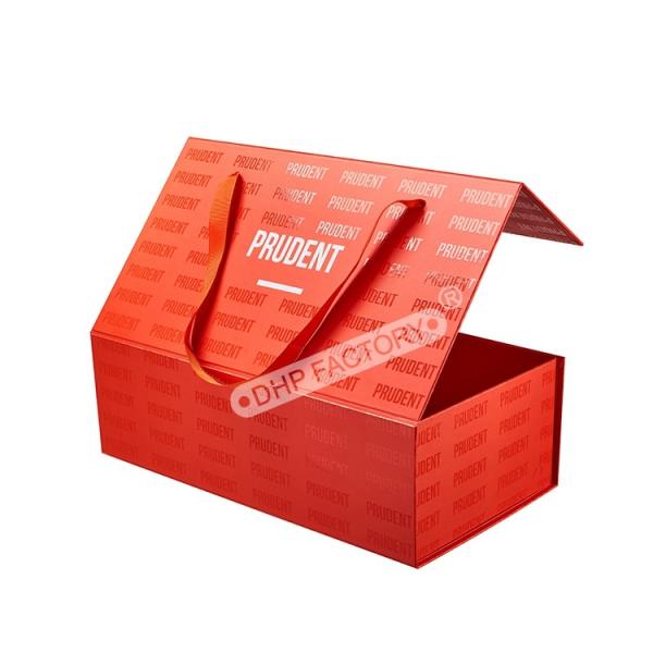 Quality Luxury Glossy UV Logo Rigid Collapsible Box With Ribbon Handle for sale