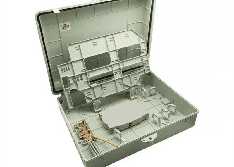 Quality 48Cores Outdoor Fiber Optic Terminal Box IP66 Waterproof OTB for sale