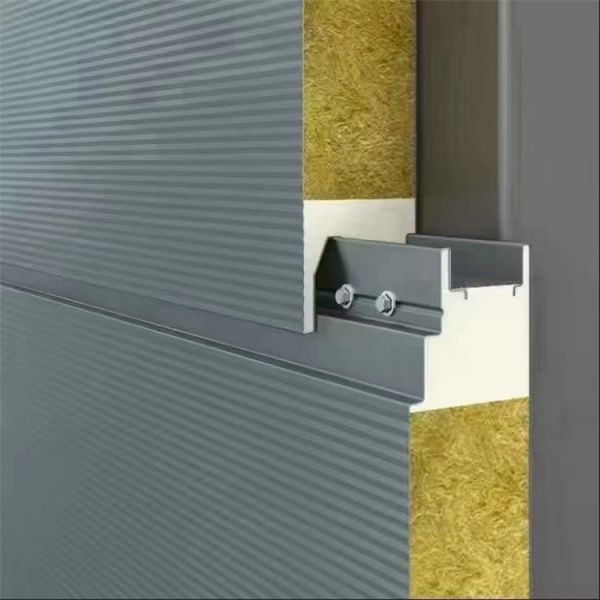 Quality PU Sandwich Wall Panel with Noise Proof and Durable Protective Surface for sale