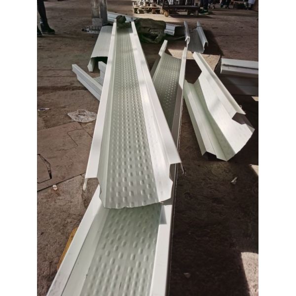 Quality Portable Eavestrough 5 Inch Gutter Machine 5T Decoiler Customized for sale